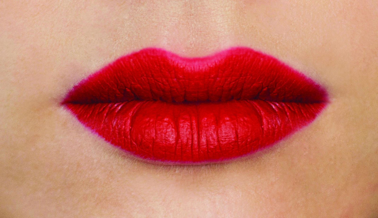 Step By Step to Perfect Glossy Red Lips | Identity Magazine